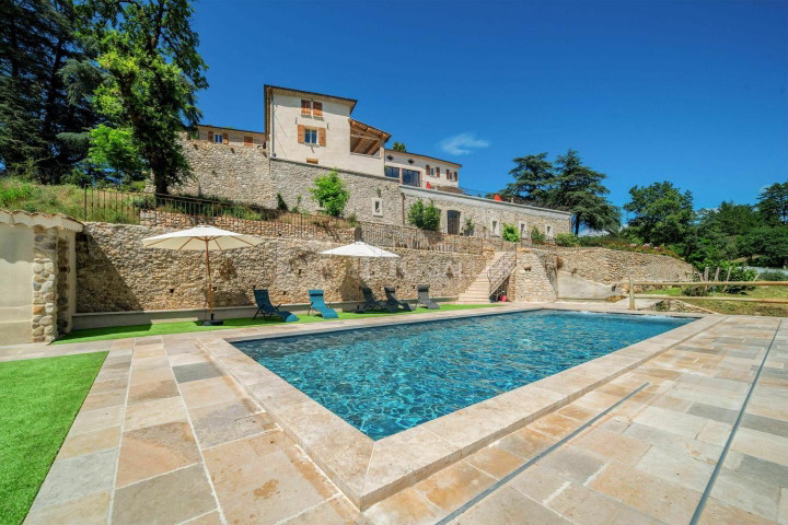 Domaine De Combe Beluze - Sisteron