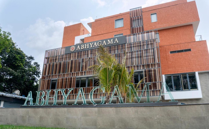Abhyagama Hotel - West Bengal