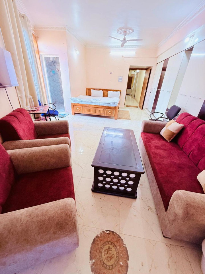 Airport Sky Transit Suites - India