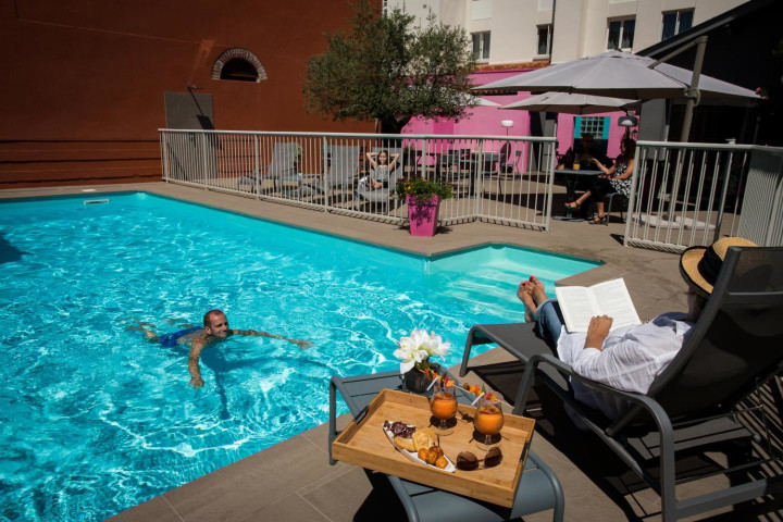 Logis Hotels Grand Hotel D'orléans Et Restaurant Le Goulu - Tarn
