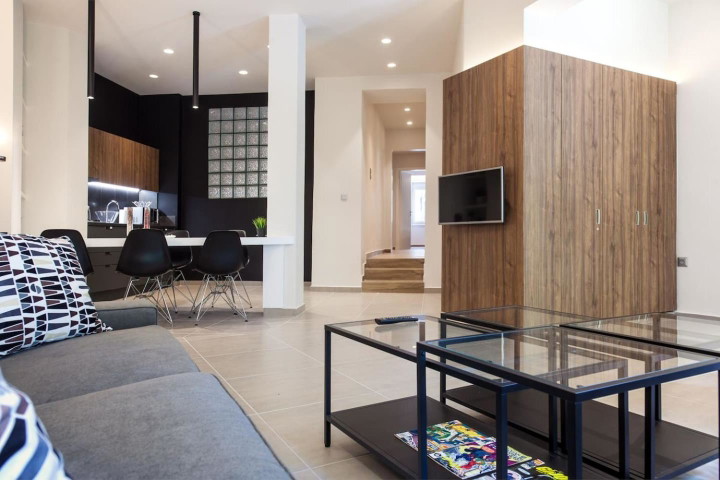 Toni's Choice To Stay In Athens, 2bd Modern House - Athens