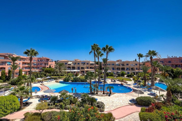 Limnaria Gardens Beautiful Apartment By Vichy Holidays - Kato Paphos