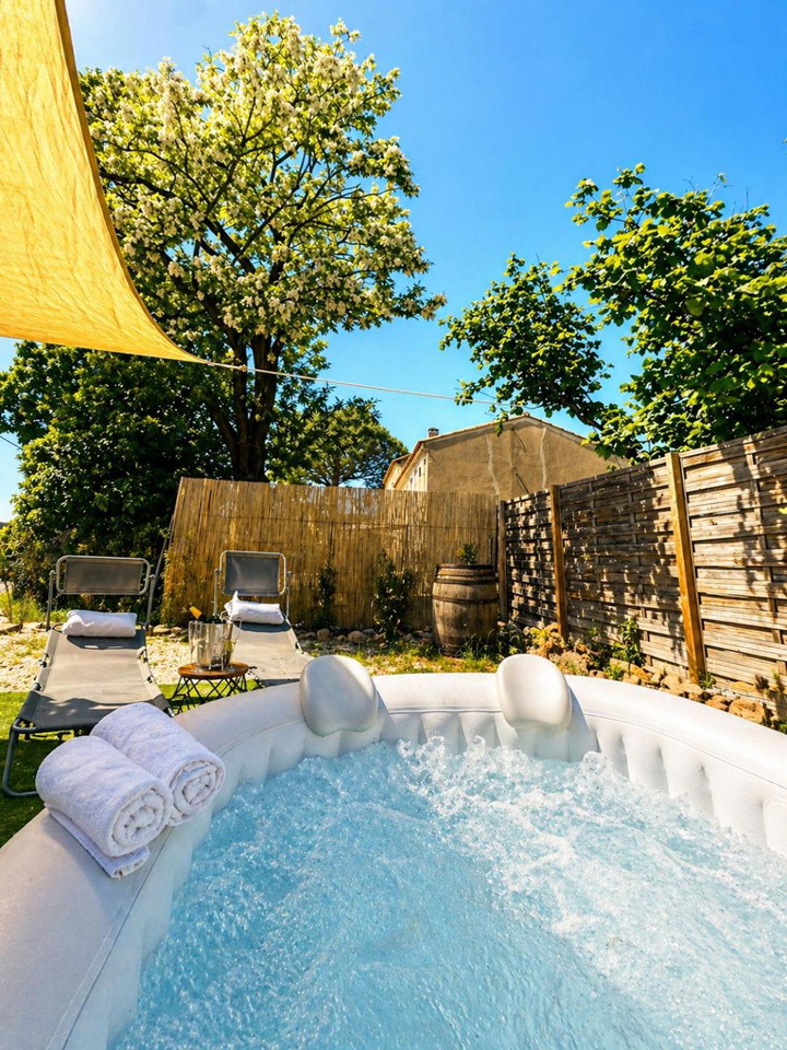 Bungalow Jacuzzi & Jardin Privatif Séjour Détente Au Soleil - Tolone