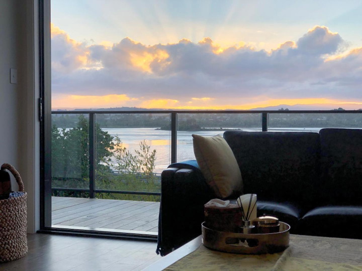 Wharf Retreat Unit 2 - Tauranga