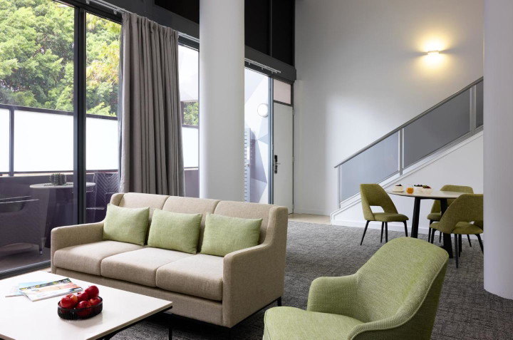 Meriton Suites Waterloo - Coogee