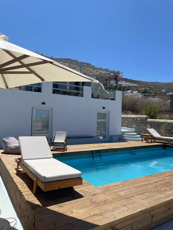 Minimal Grey Apartment Pool-front In Paros - Paros