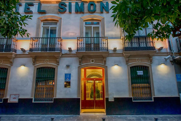 Hotel Simon - Camas