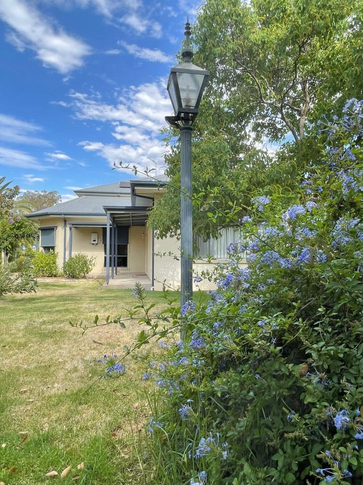Manas Guesthouse - Gippsland