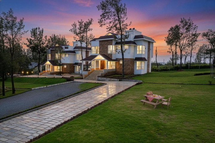 Villa Sullivan By Veo, Stayvista - 5bhk With Mountain View & Bbq - Coonoor