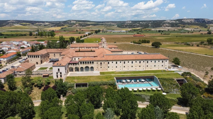 Castilla Termal Monasterio De Valbuena - Small Luxury Hotels - Peñafiel