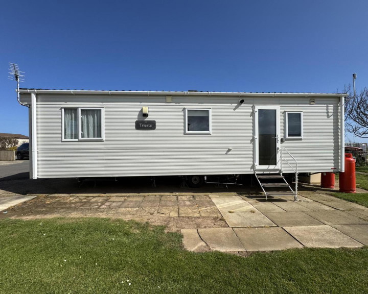 Modern 6 Berth Caravan At Sand Le Mere Park, Yorkshire Ref 71002d - Yorkshire