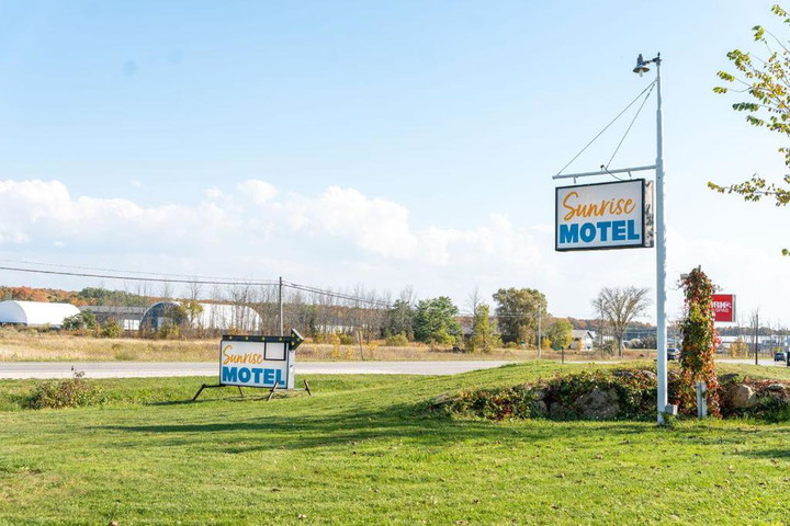 Sunrise Motel - Owen Sound