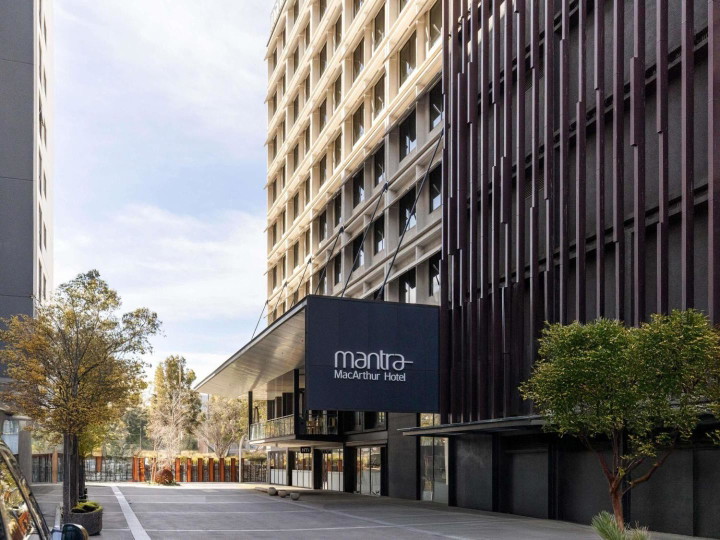 Mantra Macarthur Hotel - Canberra