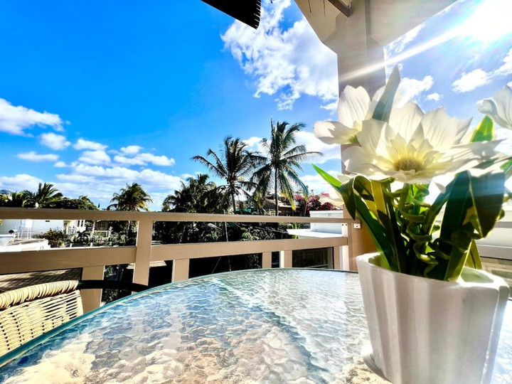 Sunset Soaks Beach & Pool 2bedrooms - Mauritius