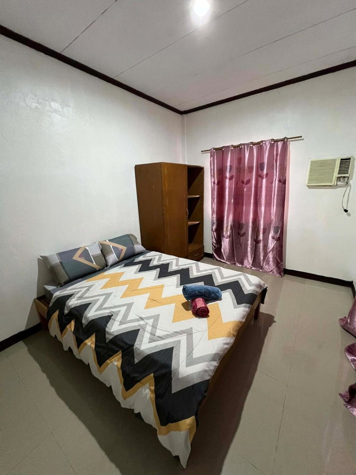 Private 2br Villa 5 Mins To Panagsama Wifi,parking - Badian