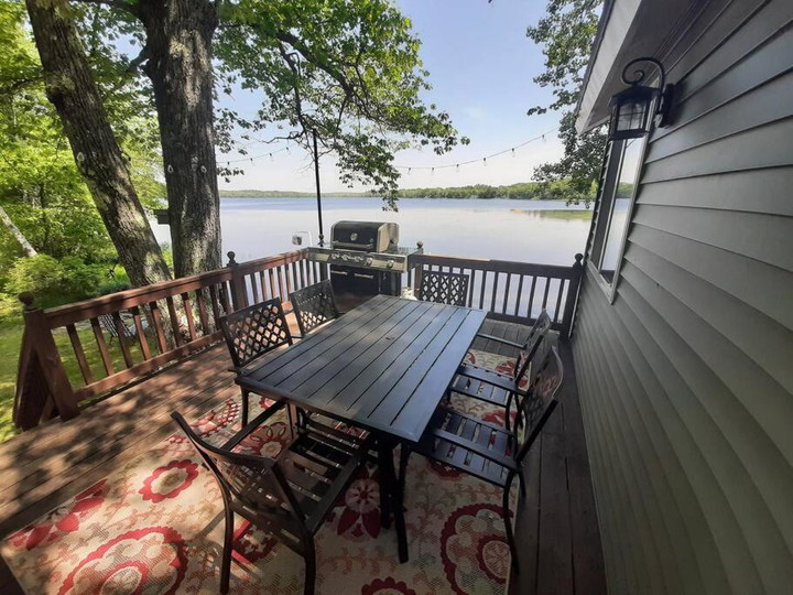 Sunrise Views Cabin With King Bed, Bar & Game Room - Maine