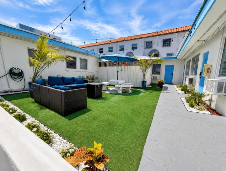 Ocean Hollywood Suites By The Gold Nests - Dania Beach, FL