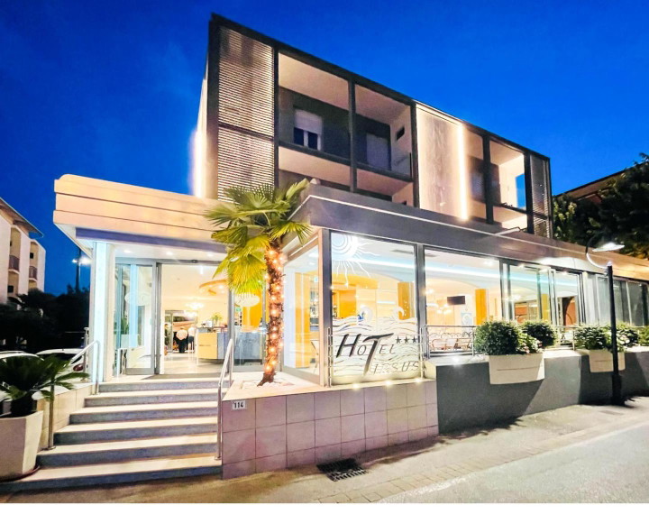 Hotel Tirsus - Беллария-Иджеа-Марина