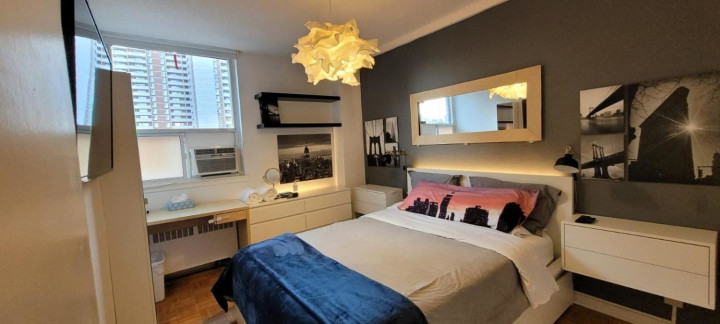 Medium Size Room For 2 - Mississauga