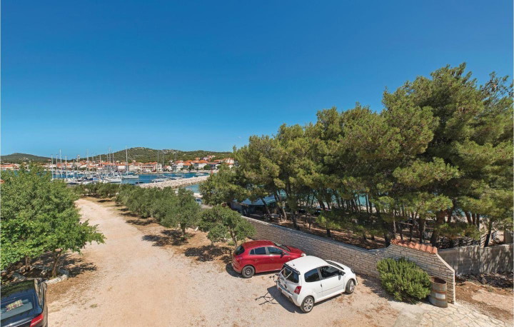 One-bedroom Apartment In Jezera - Tisno