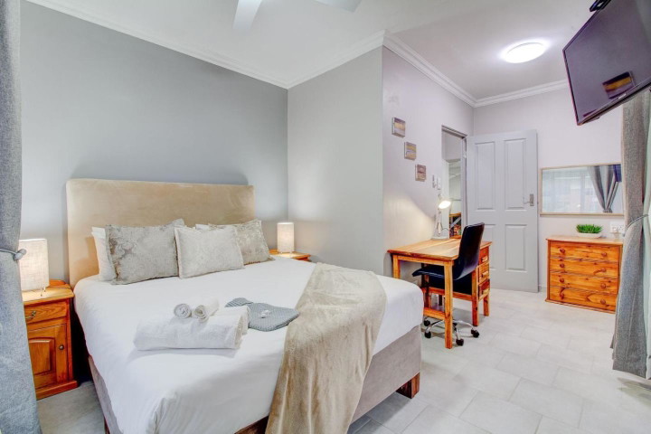 Luxurious Self-catering Villa, Step-free And Pet-friendly - Centurion