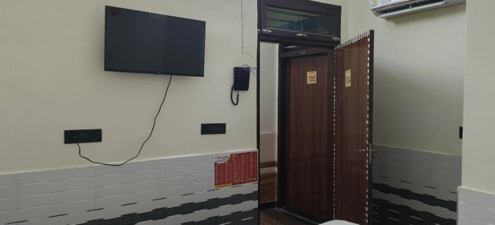 Shree Jyoti Dham Hotal - ブリンダーバン