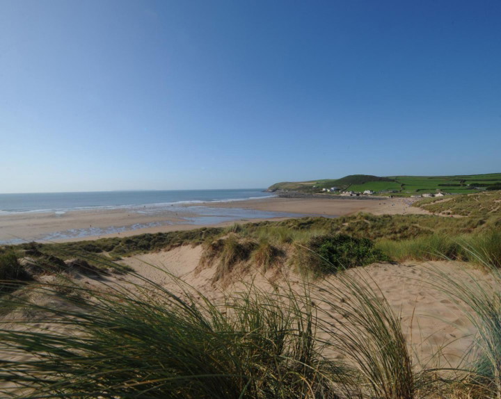 Croyde Bay Hotel Or Self Catering - Devon
