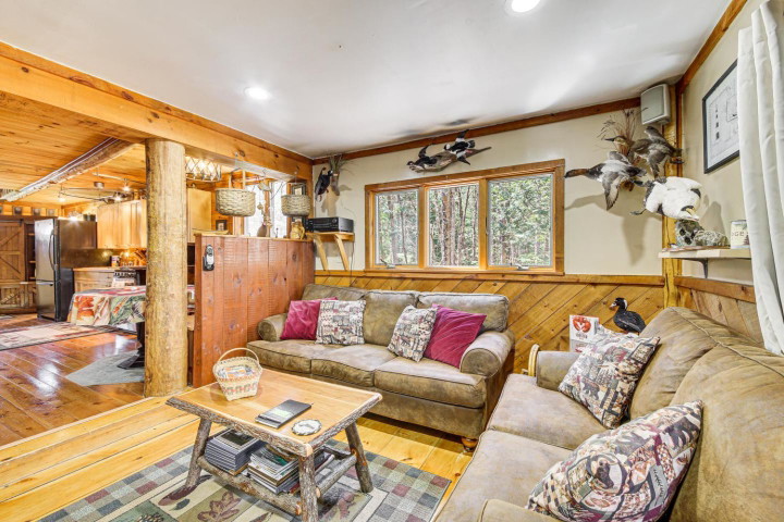 Rustic Searsport Cabin: Loft + Sunroom On 10 Acres - Belfast, ME