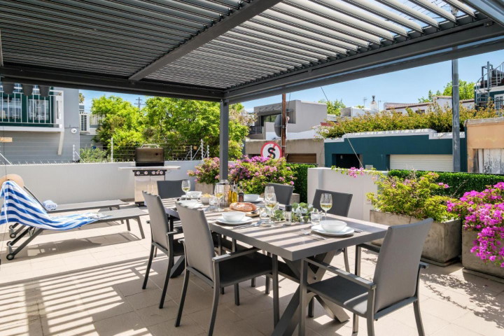 De Waterkant Townhouse With Pool Access 116 Dwp - Camps Bay