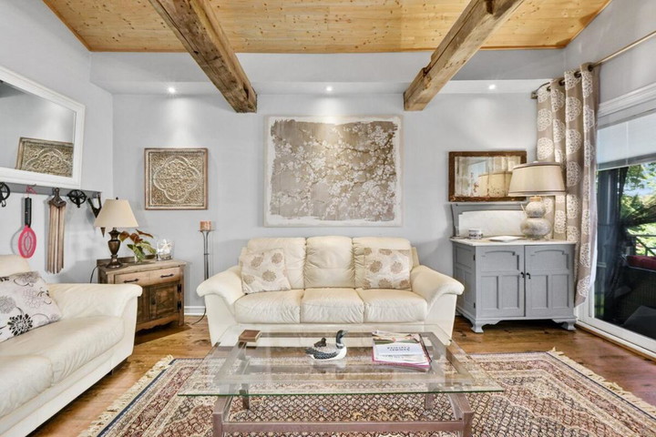 Gather-on-trent, Your Private Waterfront Luxury Resort In Trent Hills - Campbellford