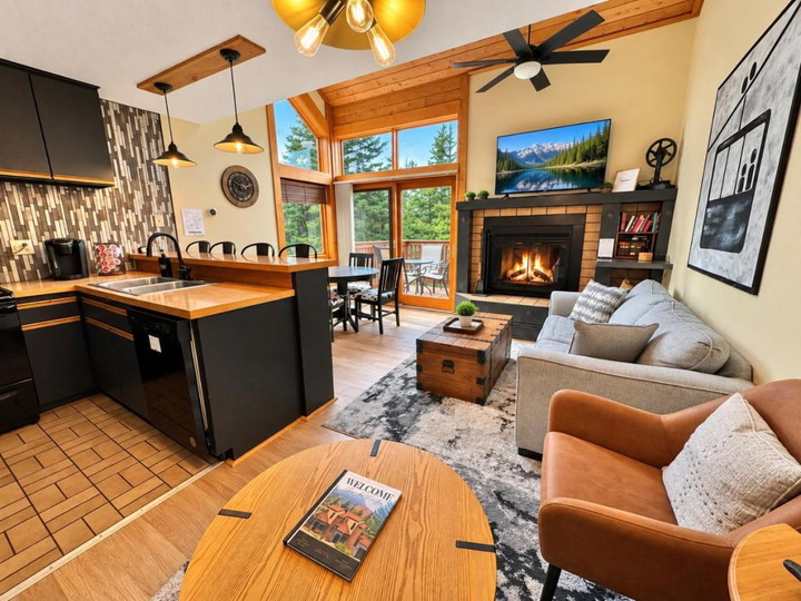 Lutsen Ski-in/ski-out Townhome | Pool, Gym, Sauna - Lutsen, MN