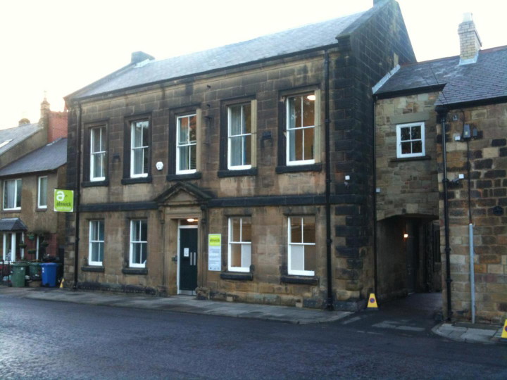 Yha Alnwick - Partner - 안윅