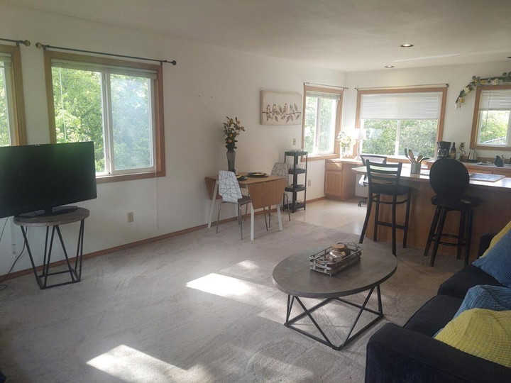 Forest Retreat 1 Bdrm Covered Parking, Pets Ok - Beaverton, OR