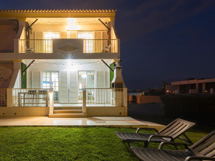 Villa Summertime - Private Jacuzzi And Bikes, Beach 800m - Albufeira