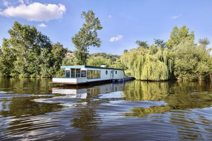 Houseboat Anne - Riverside Terrace, Free Parking - Prague
