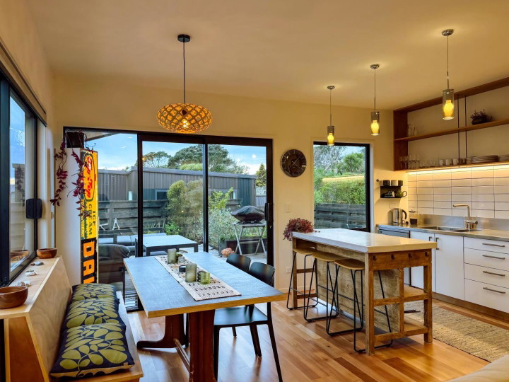 Kowhai Cabin - Serene Scandi Escape In Hokitika - Hokitika