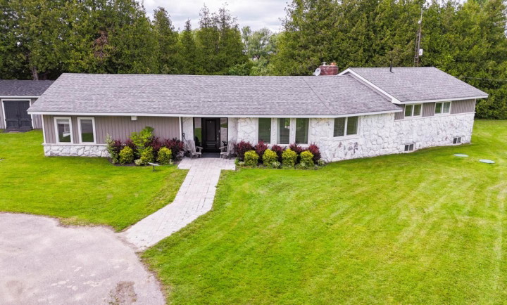 Deer Run Cottage- Golf Course Cottage - Lindsay