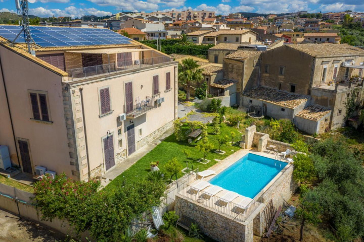 Villa Rosaria Rooms - Noto