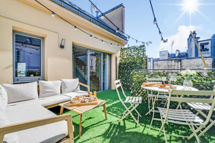 Exceptional Triplex With Terrace - Montmartre - Paris