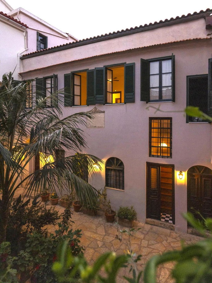 Sundial Lodge - Grecia