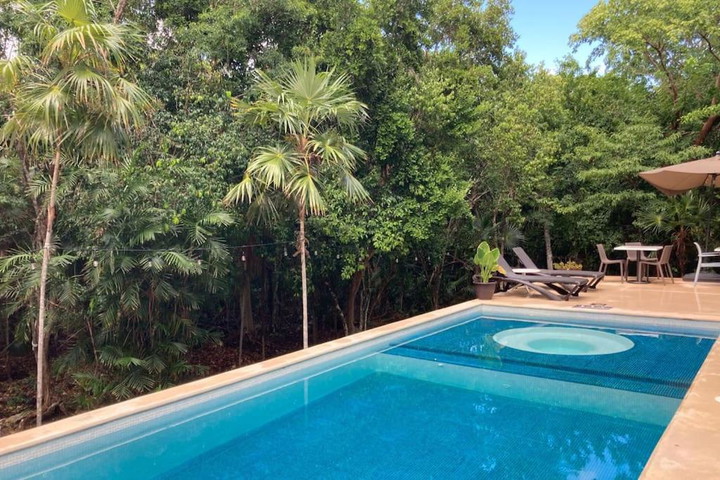 Aku-chic Newly Furbished Condo Jungle Pool - Akumal