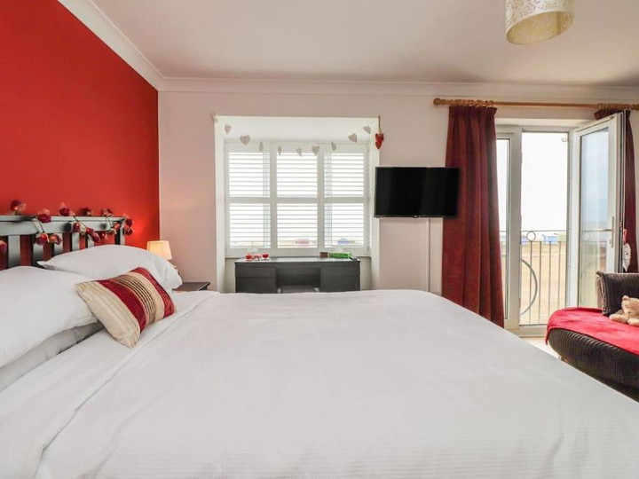 Stunning Seaviews - Beach House - Jacuzzi Bath Tub - Dymchurch