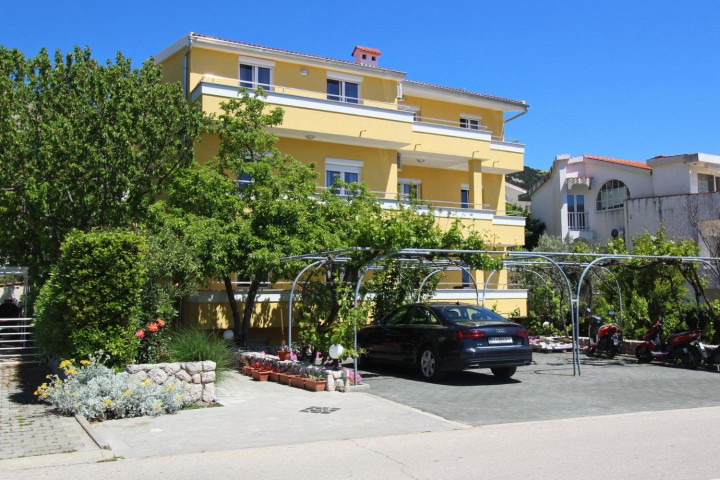 Apartments With Parking Space Baska - Krk - 18716 - Krk