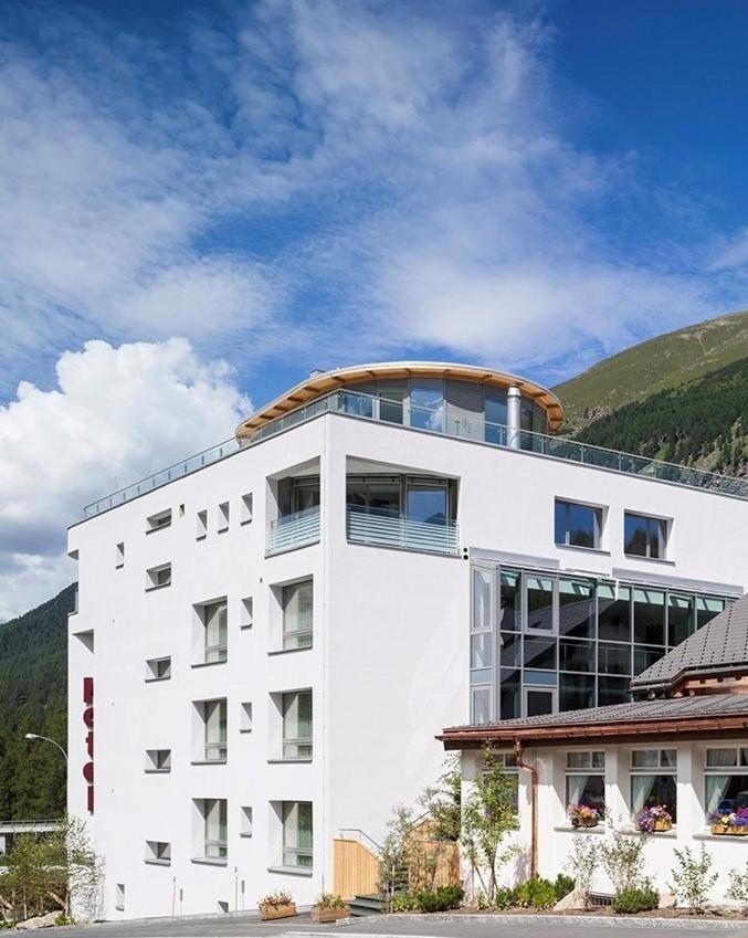 Hotel Station - Madulain