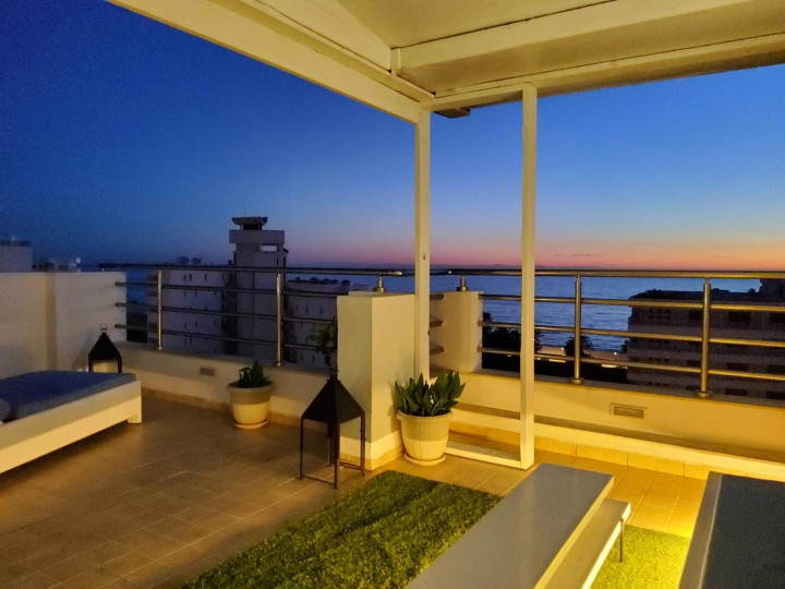 Seven Sky Penthouse - Tunisia
