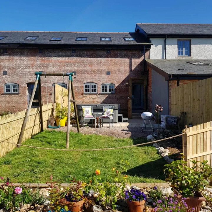3 Bedroom Cottage - Hot Tub Garden Parking - Honiton