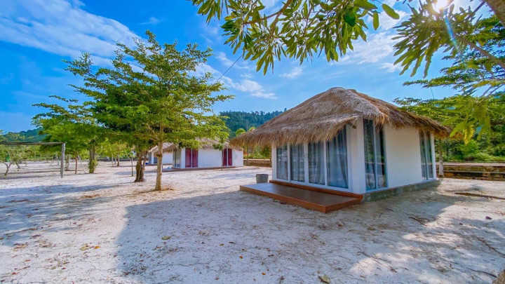 Viovio Beach & Resort - Batam