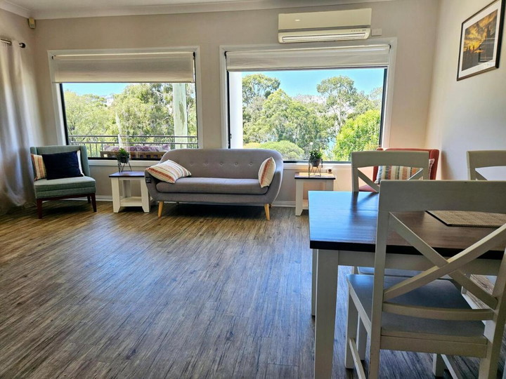 Lake View Villa 2 - Albury