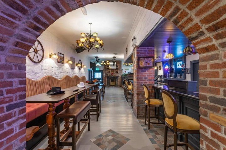 Patriot Bar Hottub-sleeps30 - Limerick City