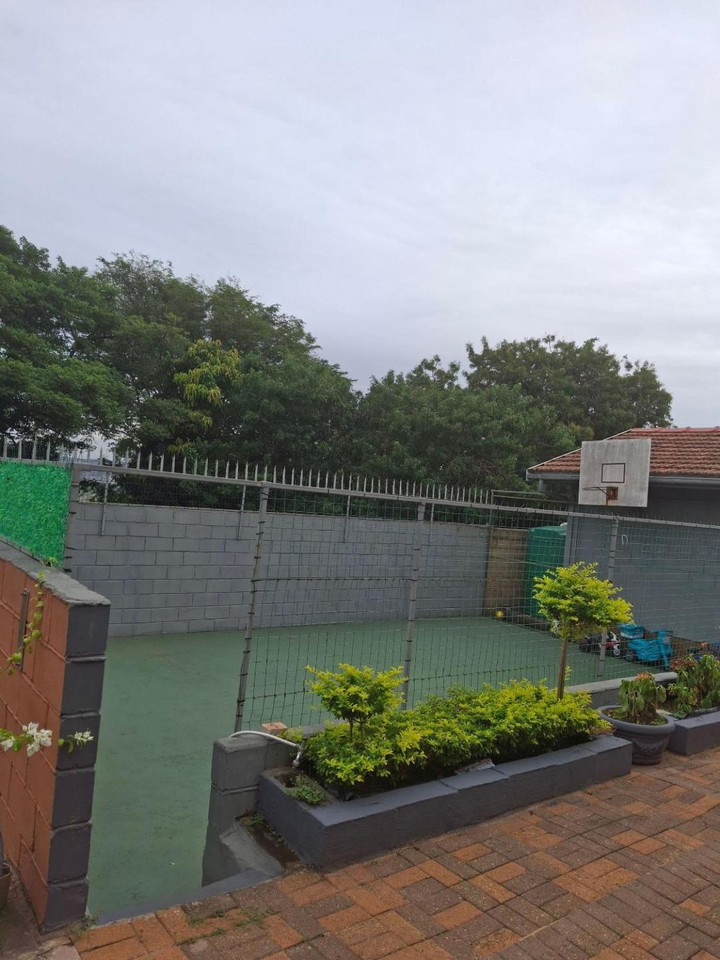 Charming Retreat With Shared Pool In Ethekwini Municipality - 